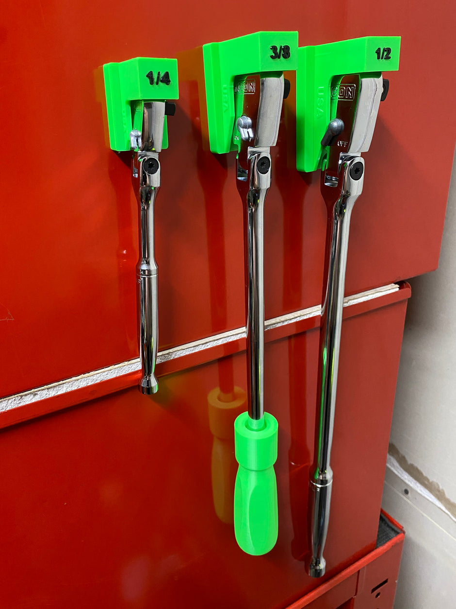 Ratchets – QRT Shop